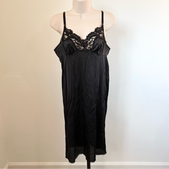 Vassarette Intimates And Sleepwear Vintage Satin Black Slip